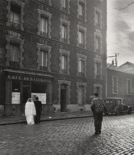 Art Reproductions La Stricte Intimité, 1945 by Robert Doisneau ...